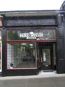 !Groundless Rumors True! – Skull Skates